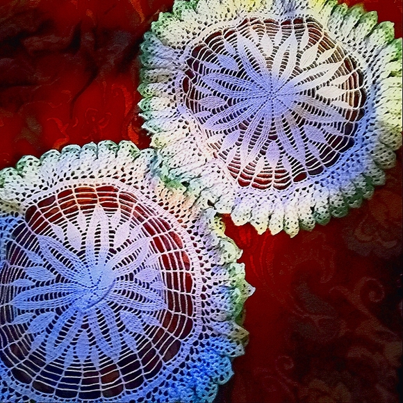 Vintage | Accents | Vintage Handcrafted Starched Starflare Doilies ...